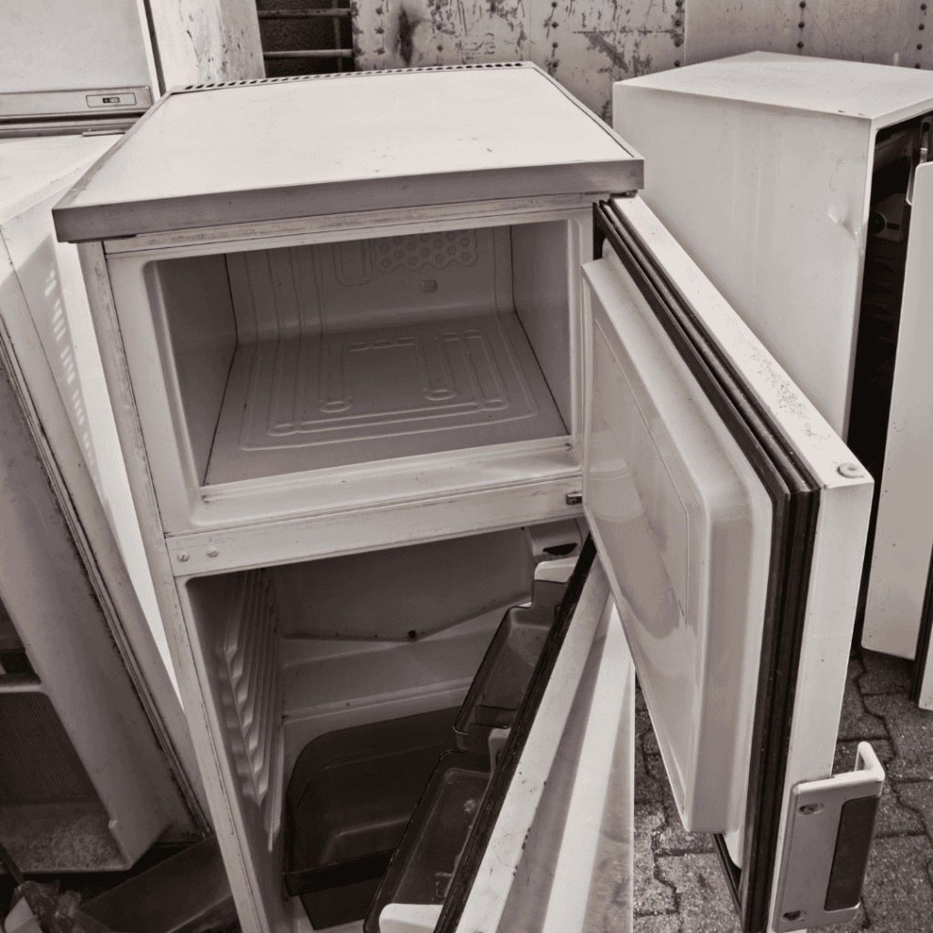Fast Appliance Removal & Disposal | JiffyJunk.com